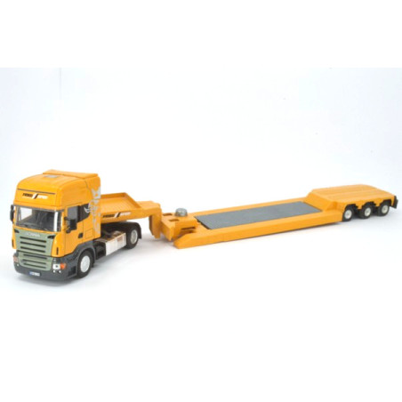 Scania R620 mit Tieflader und Liebherr 556 Radlader