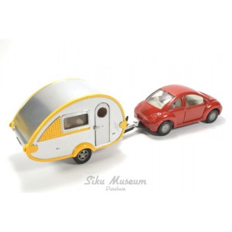 Siku 1629 Volkswagen New Beetle with T@B caravan